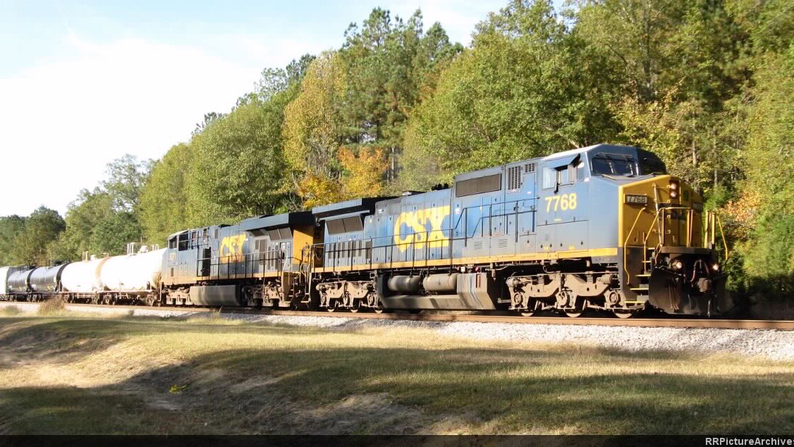 CSX 7768 C40-8W